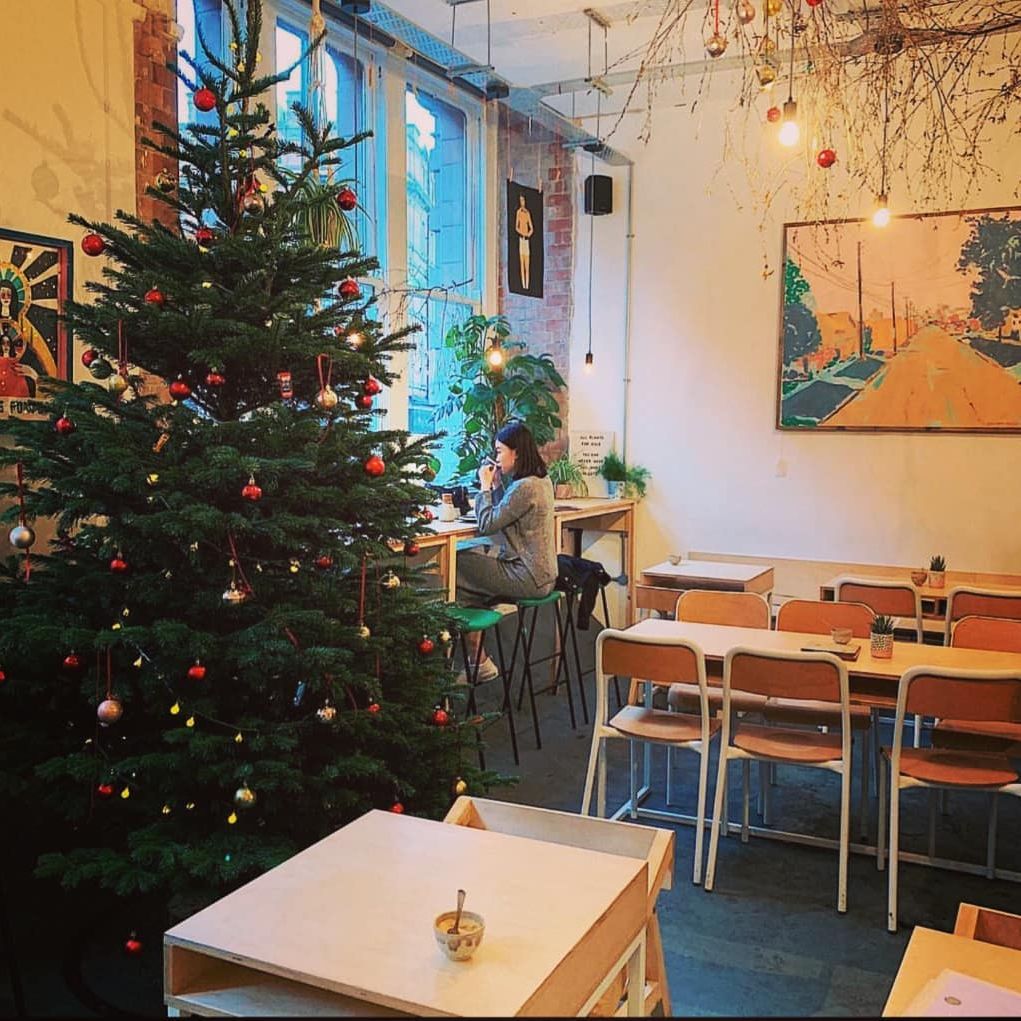Real Christmas Trees Delivered Manchester | FREE Delivery – Christmas ...