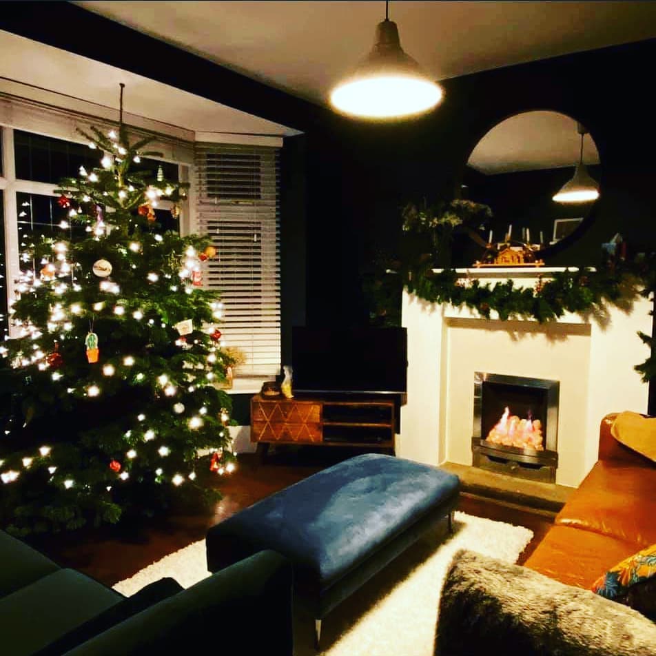 Real Christmas Trees Delivered Manchester | FREE Delivery – Christmas ...